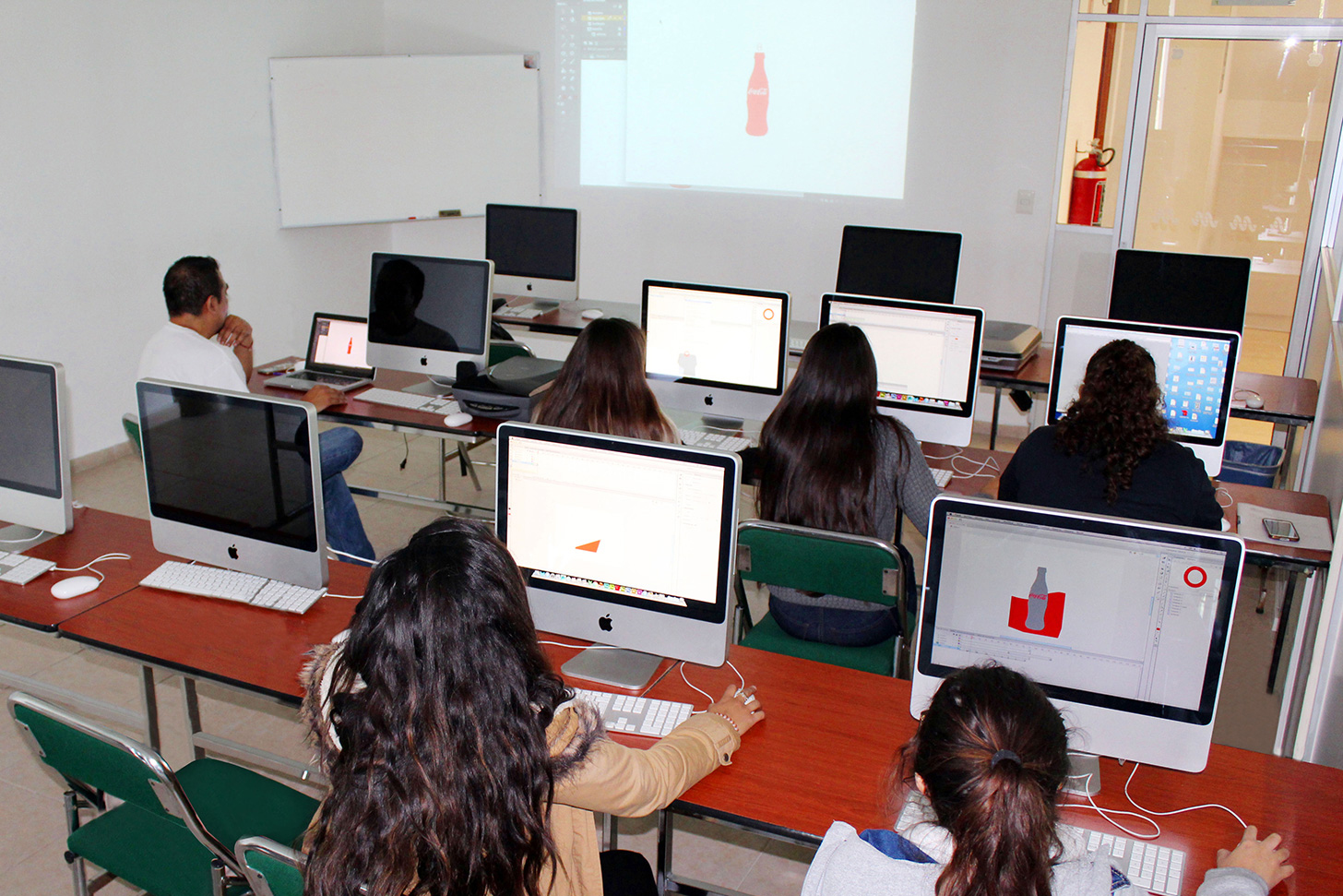 Instalaciones UCEM :: Universidad del Centro de México